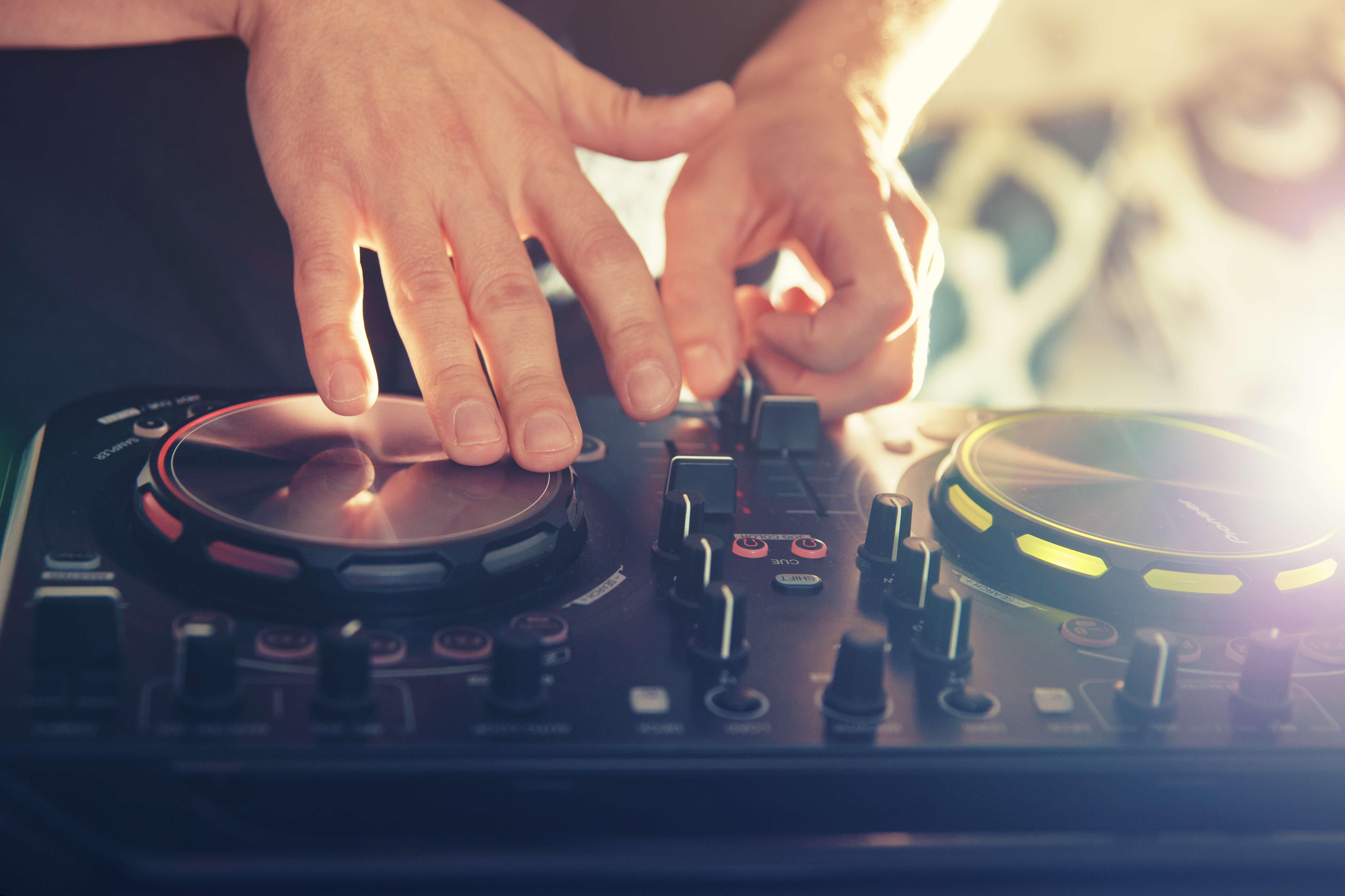 DJ | MIFO - Mouvement d'implication francophone d'Orléans